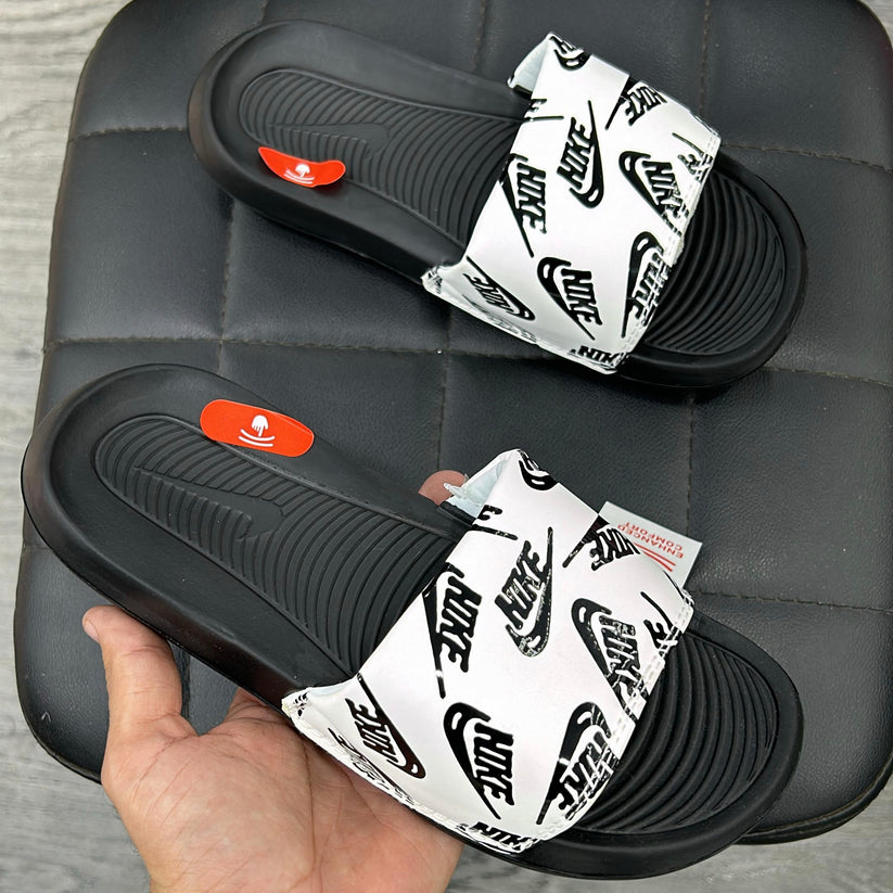 Nike slider – Superstore Club